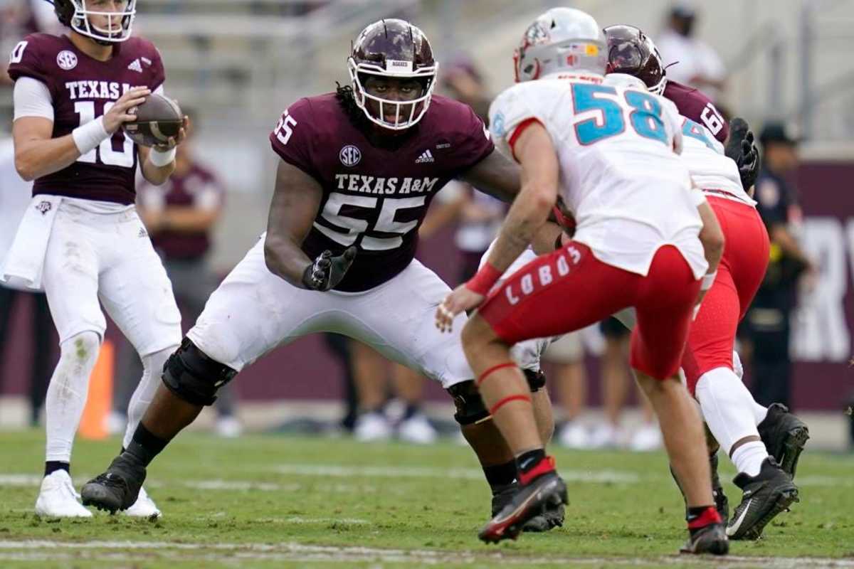 Aggies Kenyon Green Signs Rookie Deal With Texans - Sports Illustrated ...