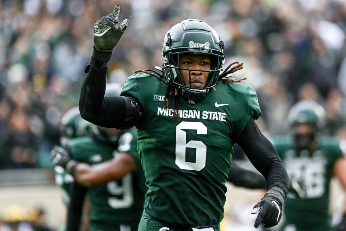 Michigan State starting linebacker enters transfer portal - Sports ...