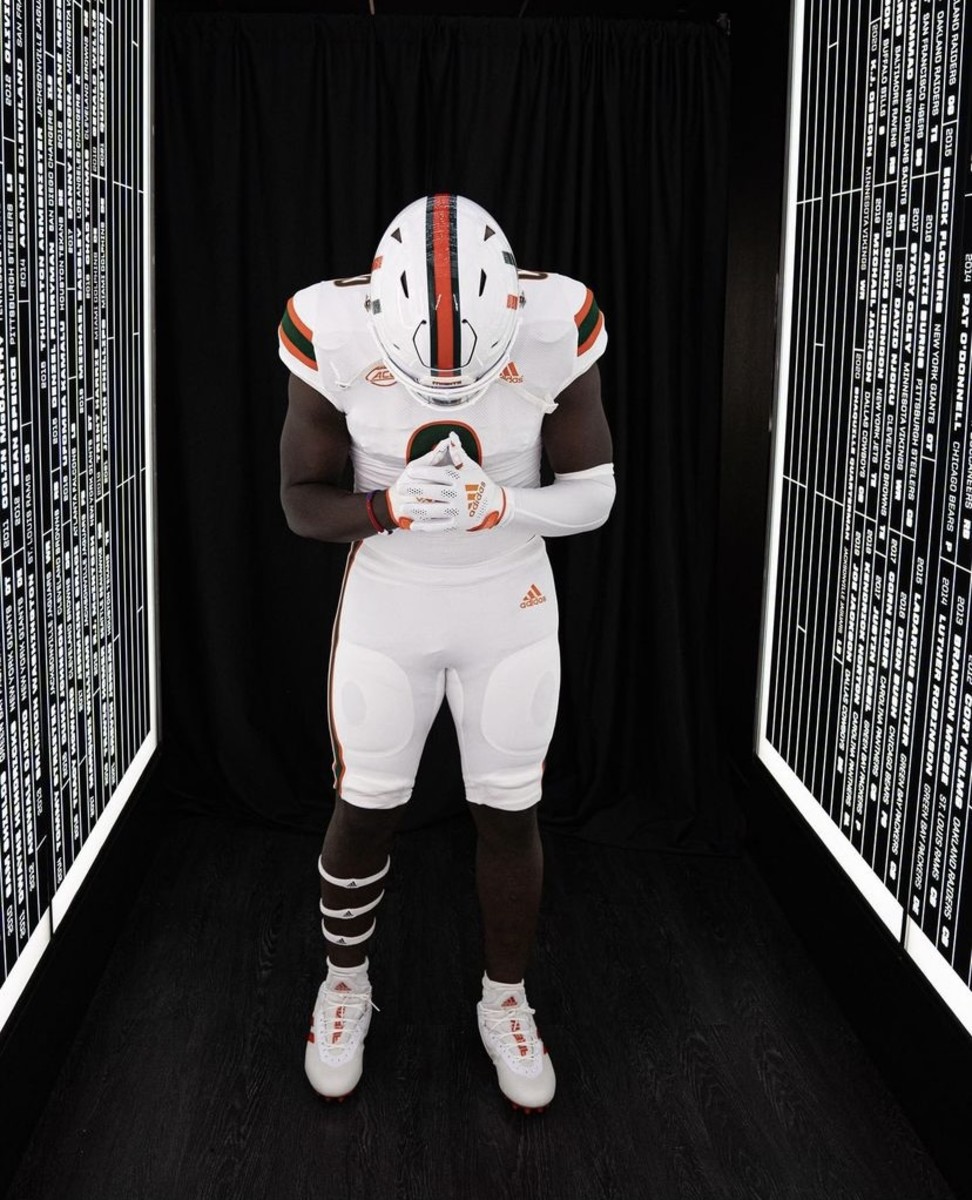 2023 Texas Defensive Line Recruit David Hicks Recaps Oregon Football ...