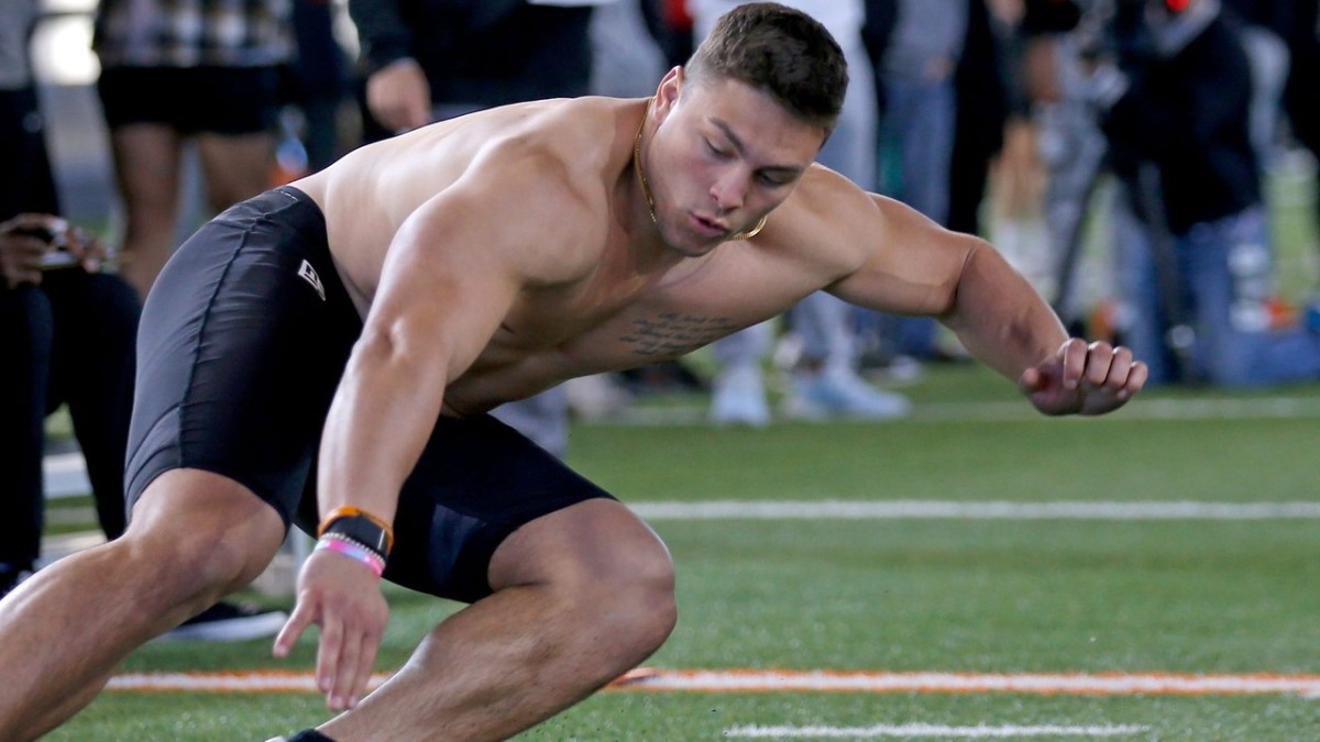 James Rodriguez Shirtless 2022