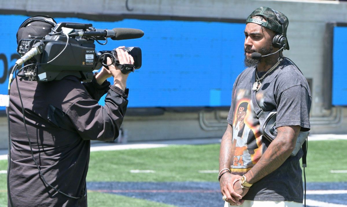 Cal Football: Bears Celebrate Spring Game in Front of 3,000 Fans at ...