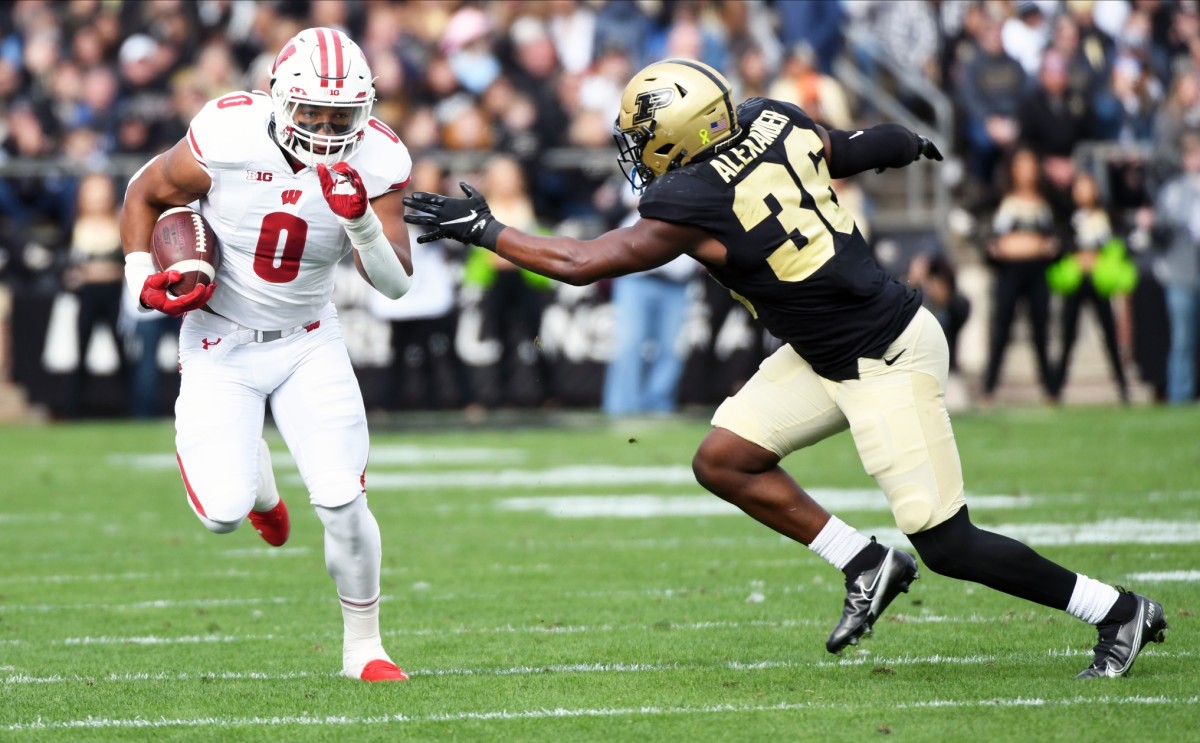 Jaylan Alexander, DaMarcus Mitchell Sign as Undrafted Free Agents ...