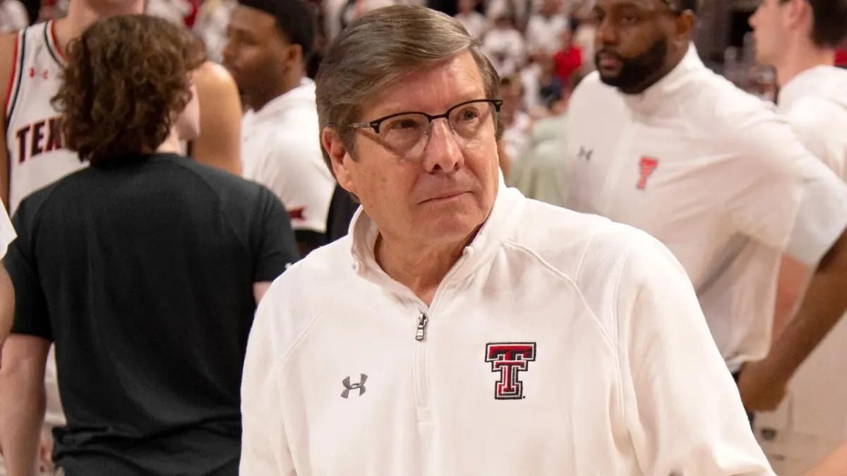 Red Raiders Men's Basketball Coach Mark Adams Signs Contract Extension ...