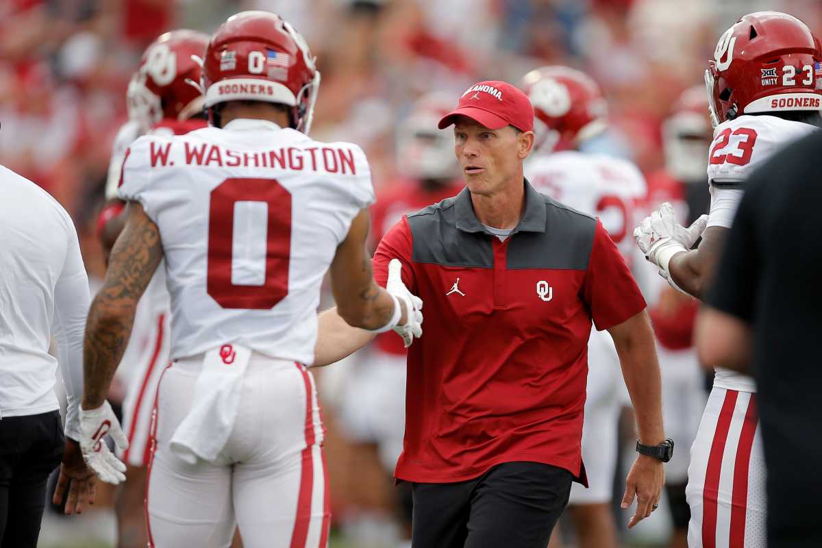 Oklahoma DB Taking on Leadership Role in Young Position Group - Sports ...