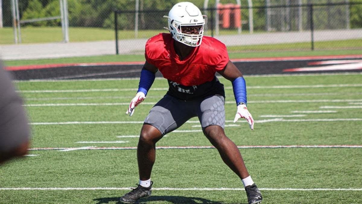 2022 Ole Miss Linebacker Jaron Willis Agrees to New NIL Deal - The ...