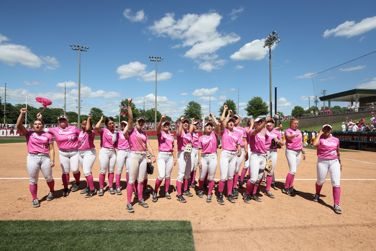 Alabama Softball Rallies to Beat Missouri 3-1 - Sports Illustrated ...