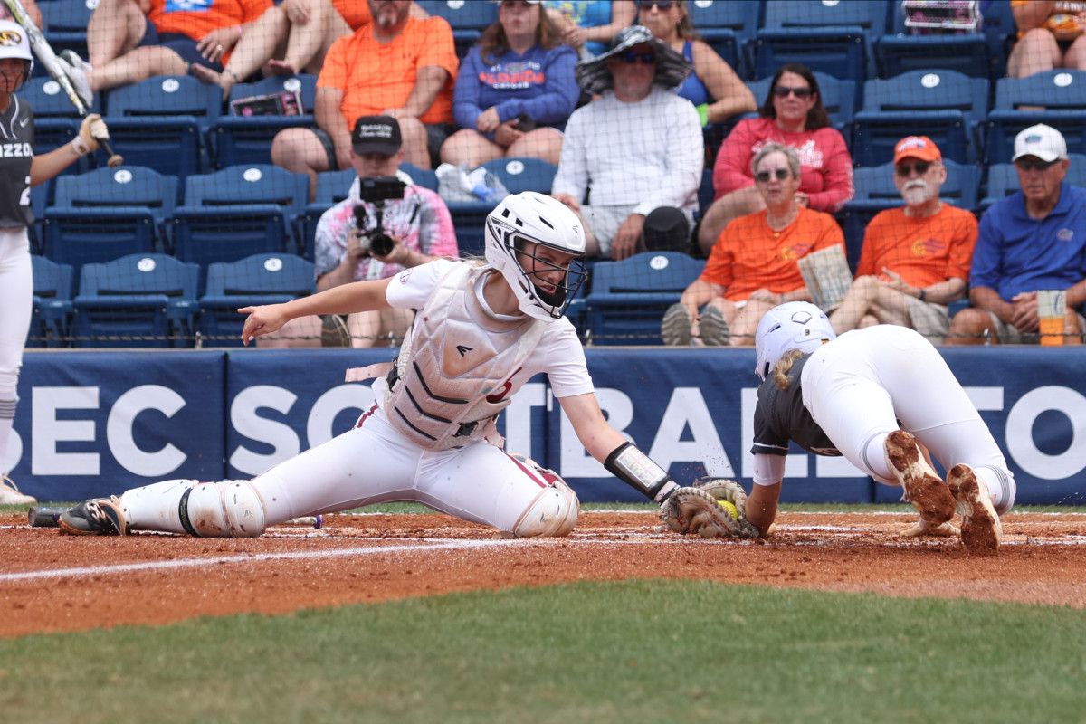 BamaCentral Three-and-Out: Alabama Softball's Key Players for NCAA ...