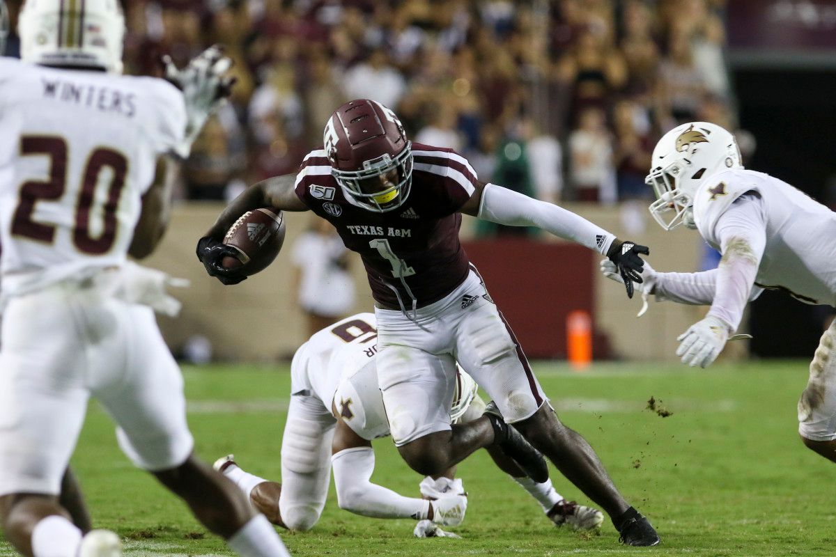 Former Texas A&M WR Quartney Davis Tries Out For Houston Texans ...