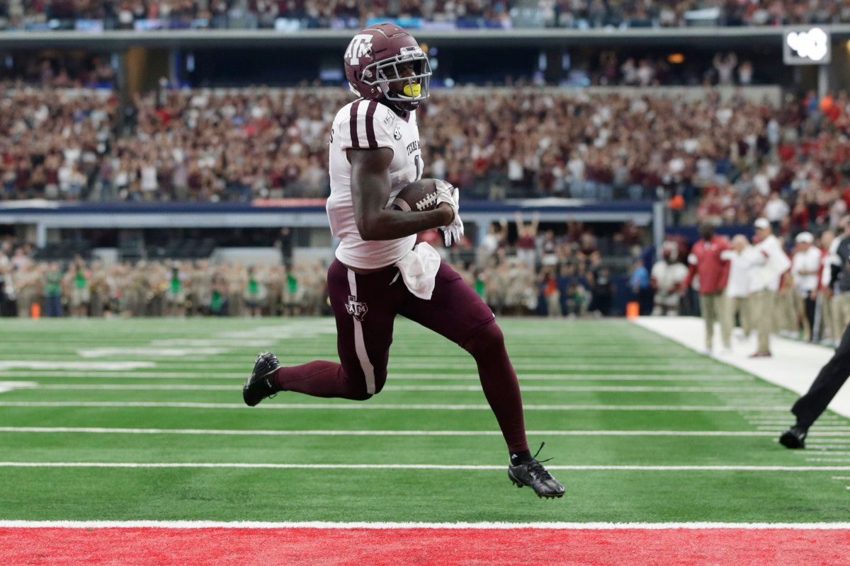 Former Texas A&M WR Quartney Davis Tries Out For Houston Texans ...