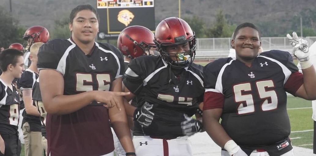 Huskies Offer SoCal Tackle Continually on the Move - Sports Illustrated ...