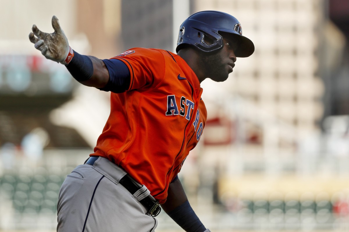 WATCH: Yordan Alvarez unloads on MLB-Leading 11th Home Run for Astros ...