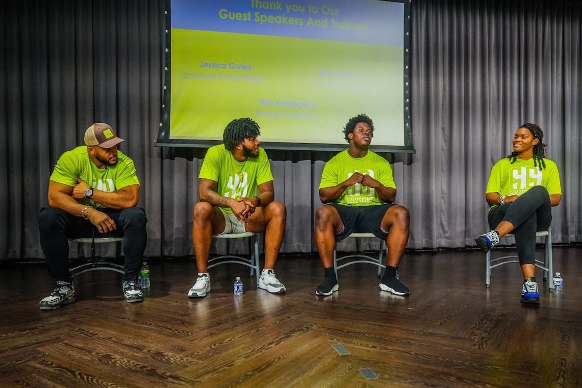 Pitt Football and Basketball Combine to Help Aaron Donald - Sports ...