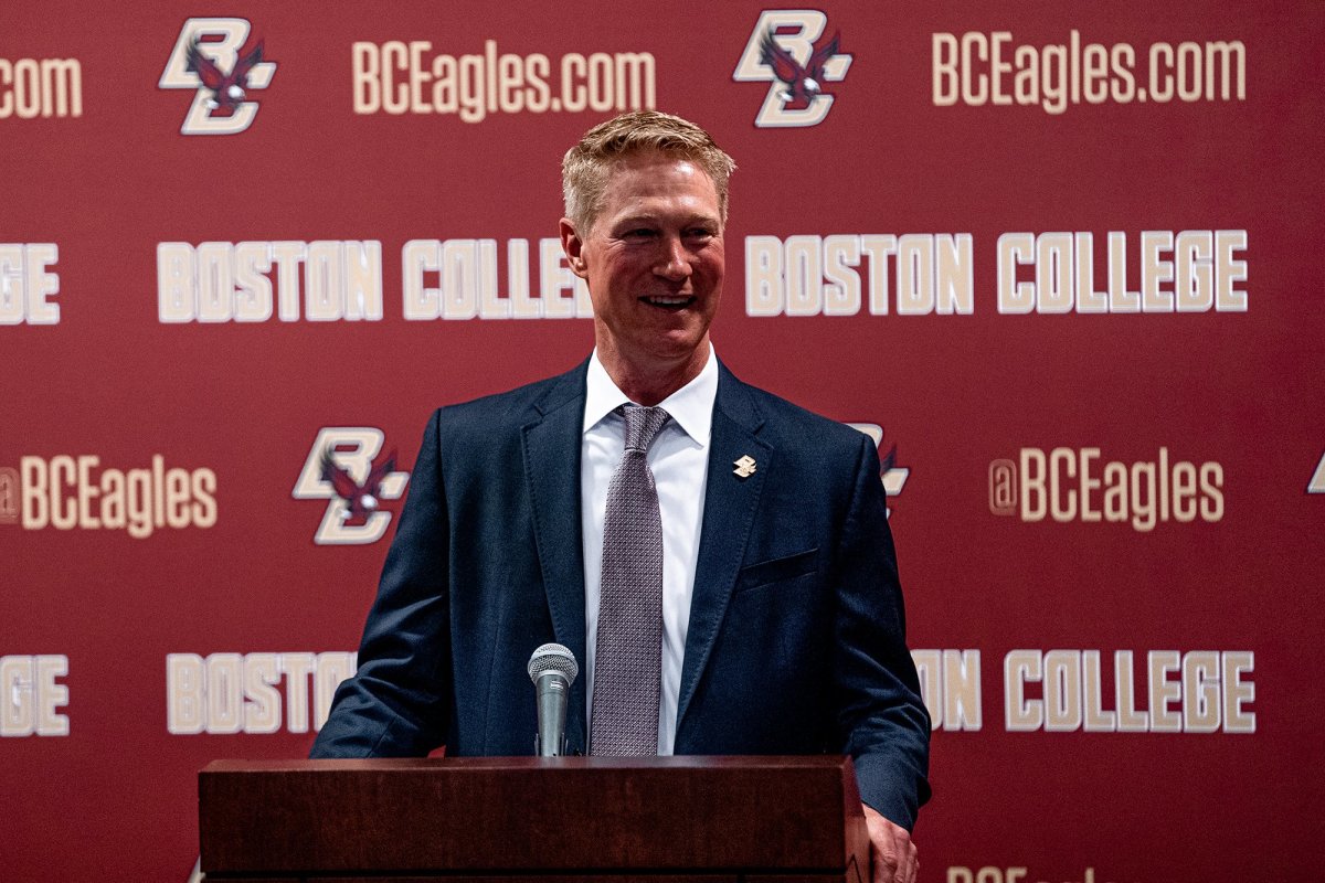 Morning Bulletin: Hockey Introduces New Head Coach Greg Brown - Sports ...