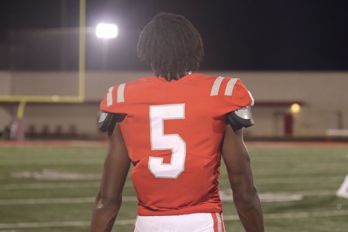 WATCH: 2023 Baylor Commit S Javeon Wilcox Mic'd Up in 7-on-7 - Inside ...
