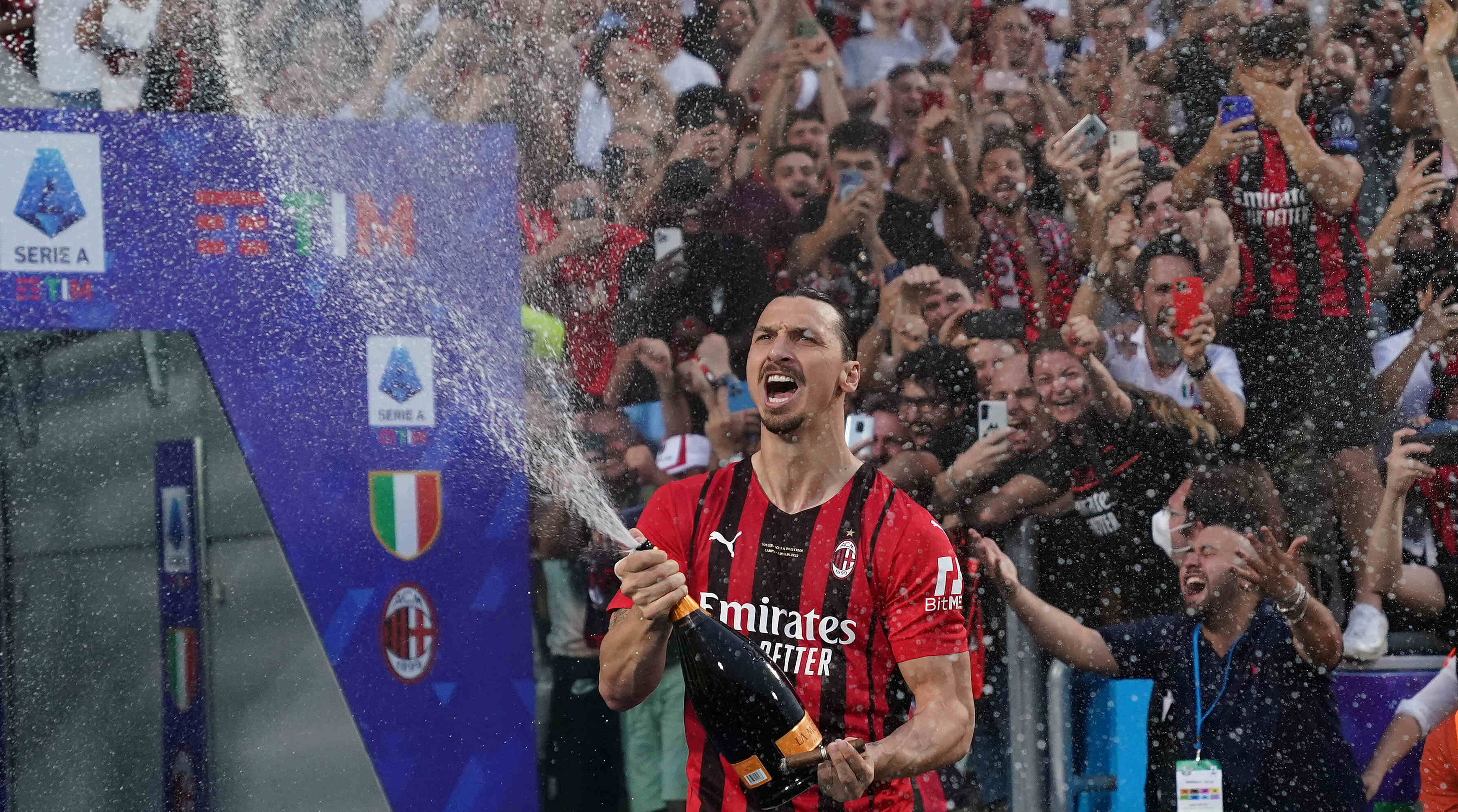 Zlatan Ibrahimovic Gives Epic Speech After AC Milan Wins Serie A ...
