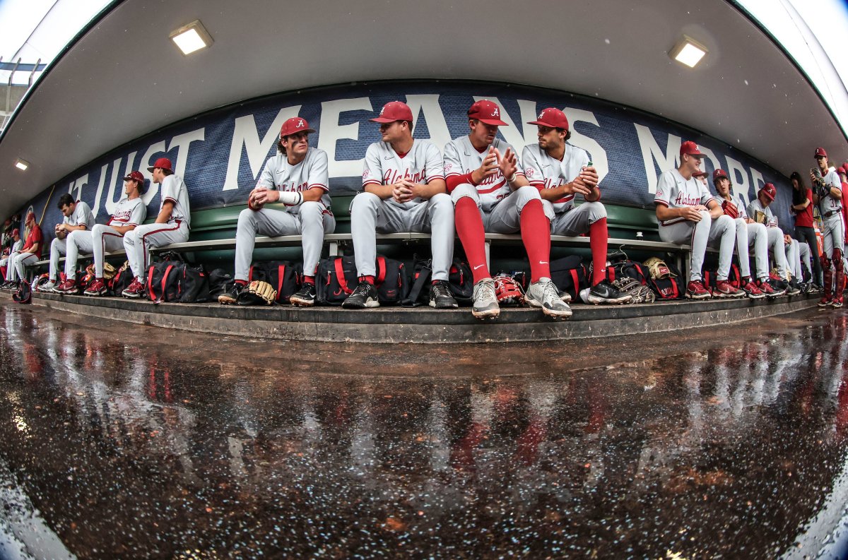 Live Updates: Alabama Baseball Takes on Arkansas in the Second Round of ...