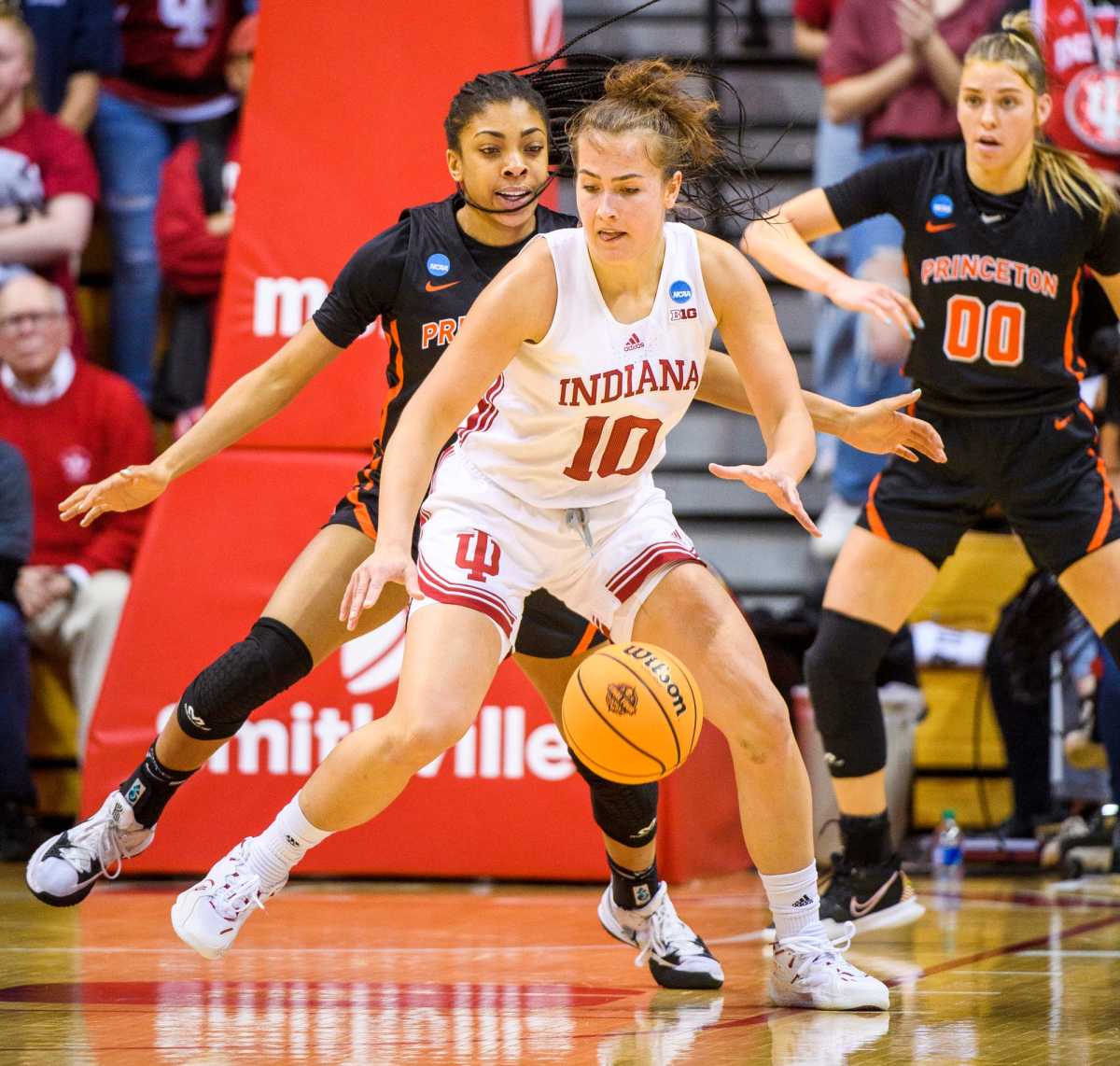 Former Indiana Forward Aleksa Gulbe Signs With Perfumerías Avendia ...