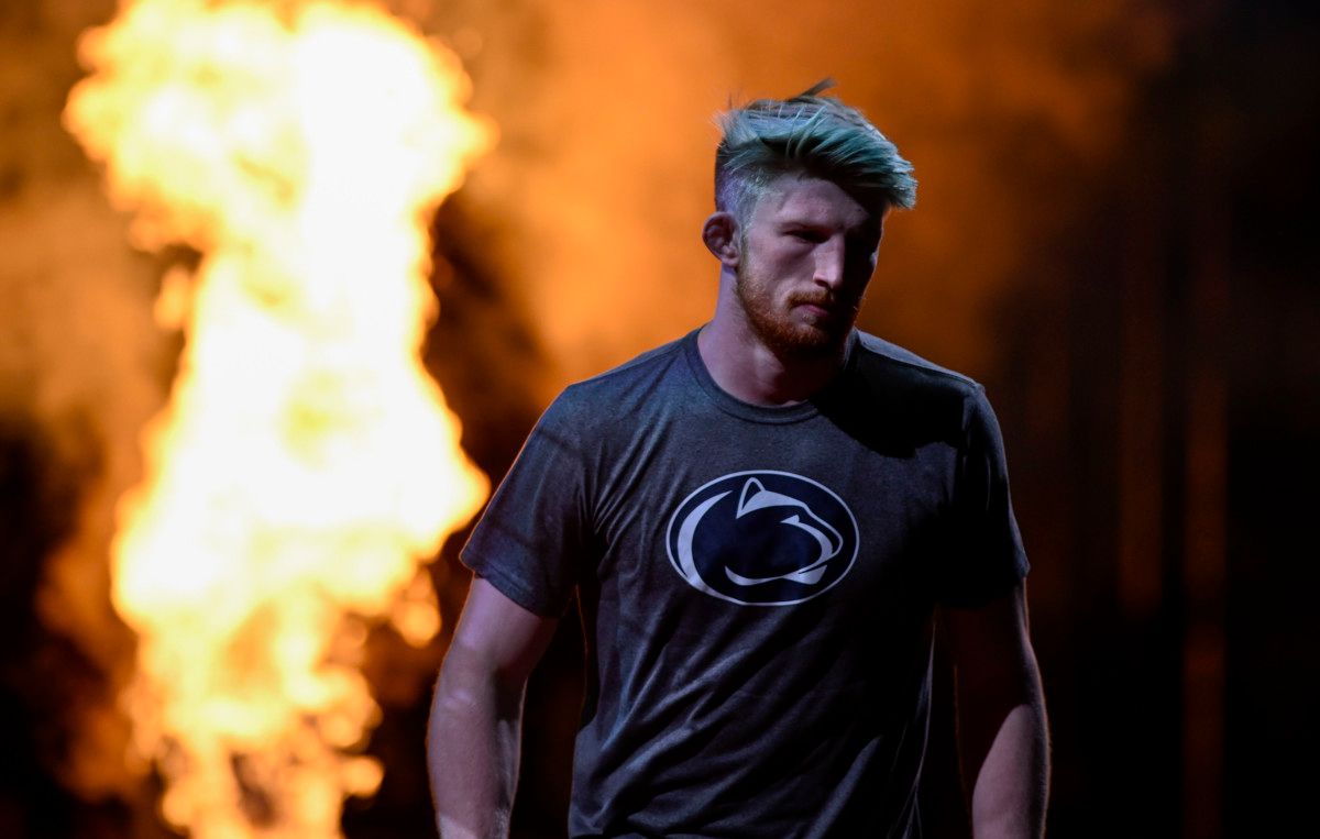 Bo Nickal Makes His MMA Debut With a Knockout - Sports Illustrated Penn ...
