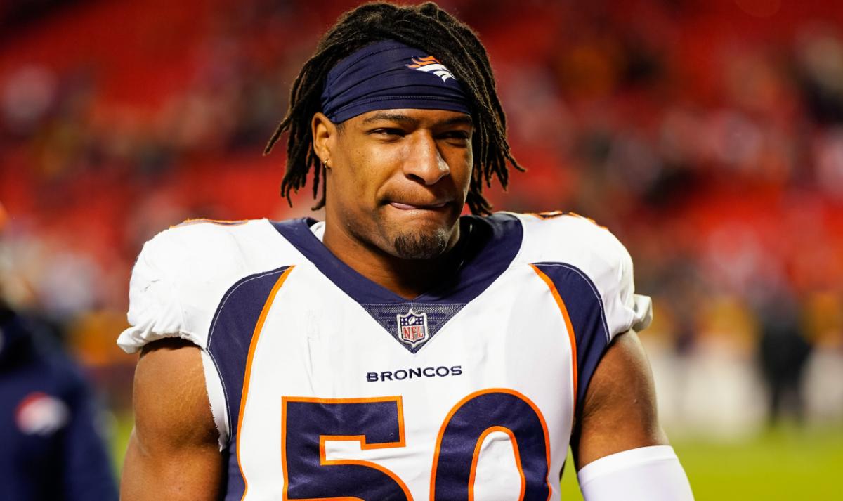 Denver Broncos Camp Inside Linebacker Stock Report: 2 Risers, 2 Fallers ...
