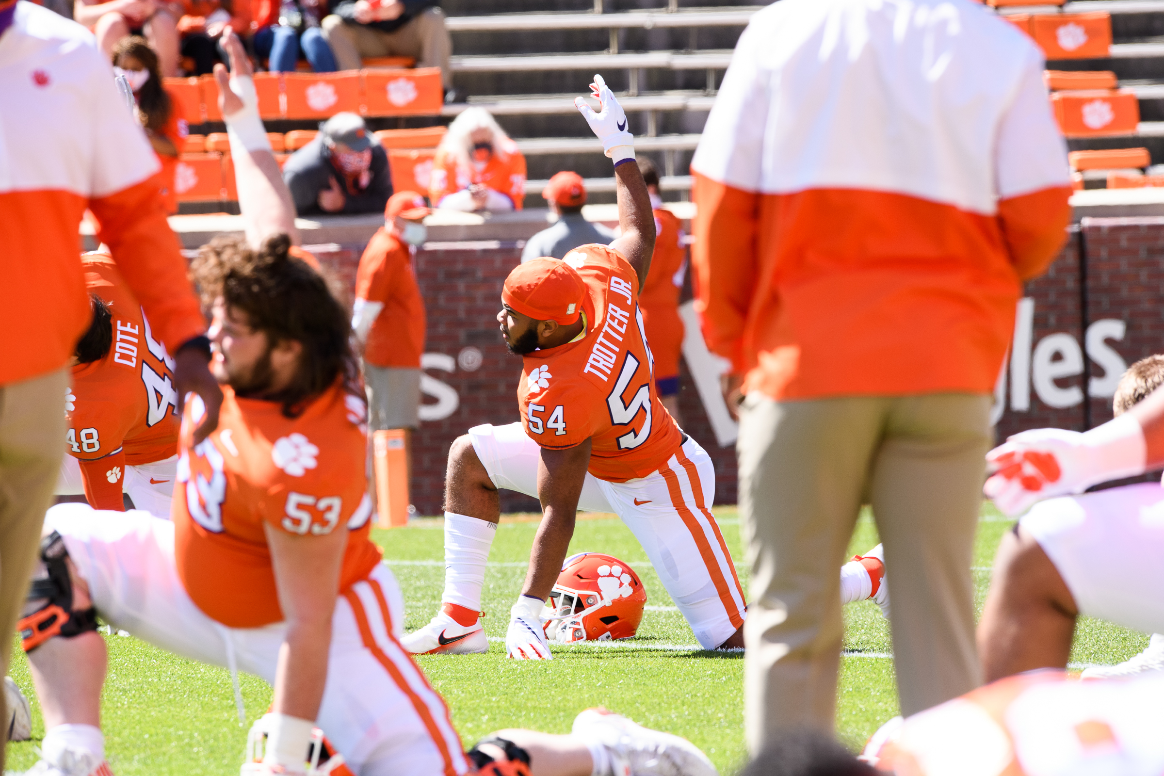 Clemson Tigers Linebacker Jeremiah Trotter Jr. Has 'Got the Right Stuff ...