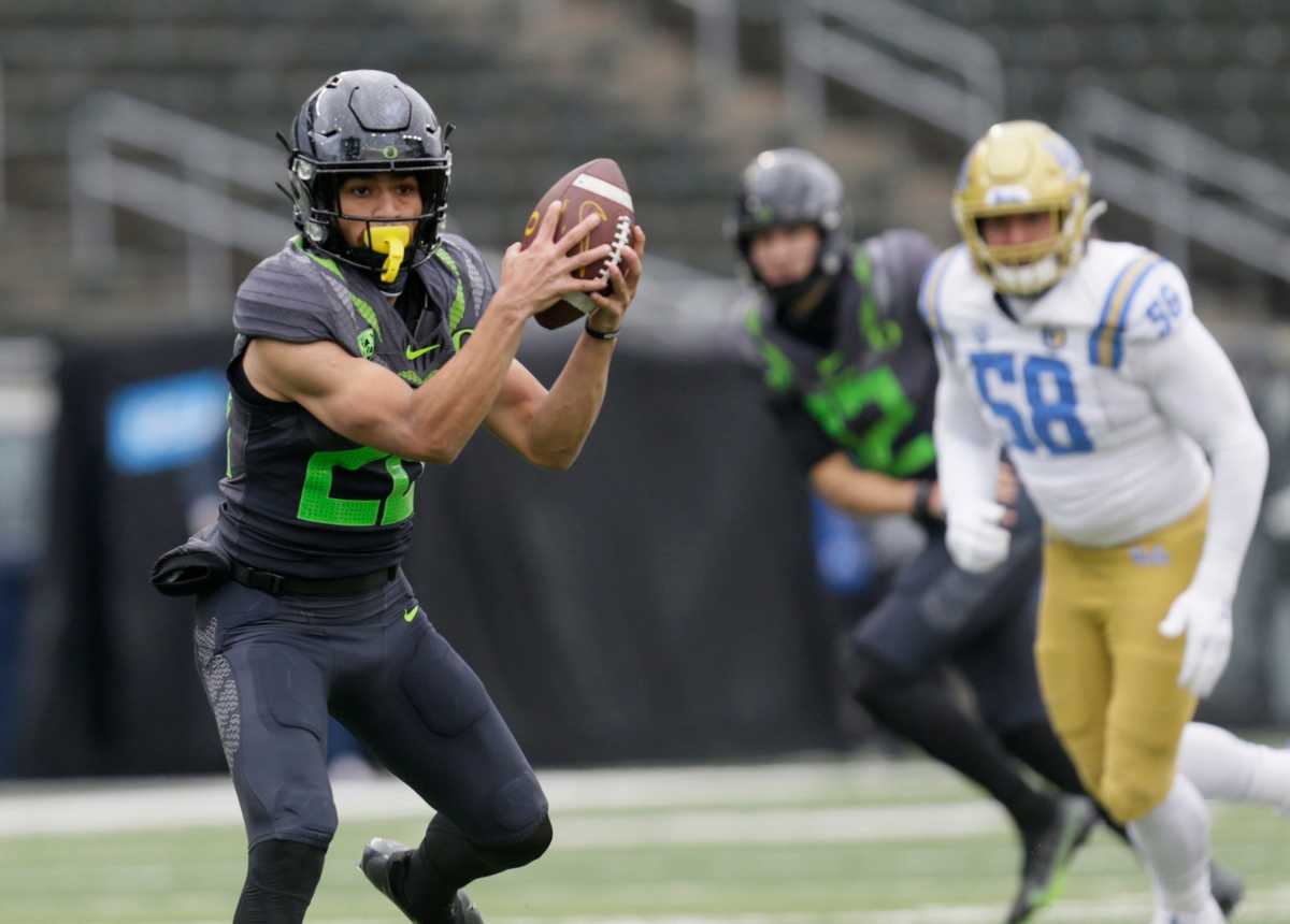 Oregon's Joe Moorhead ready to 'Take the Training Wheels Off' of Travis ...