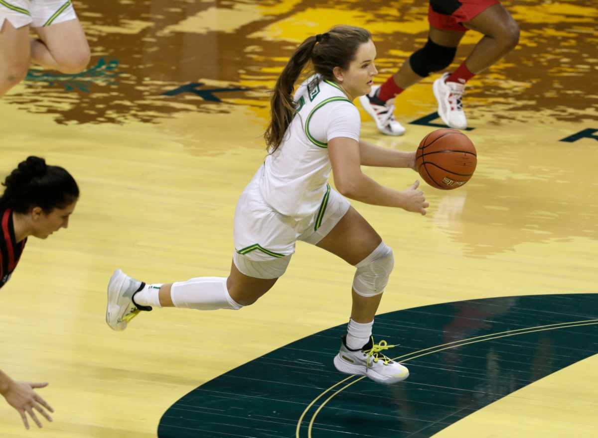 Impact: Taylor Chavez and Jaz Shelley Transfers - Sports Illustrated ...