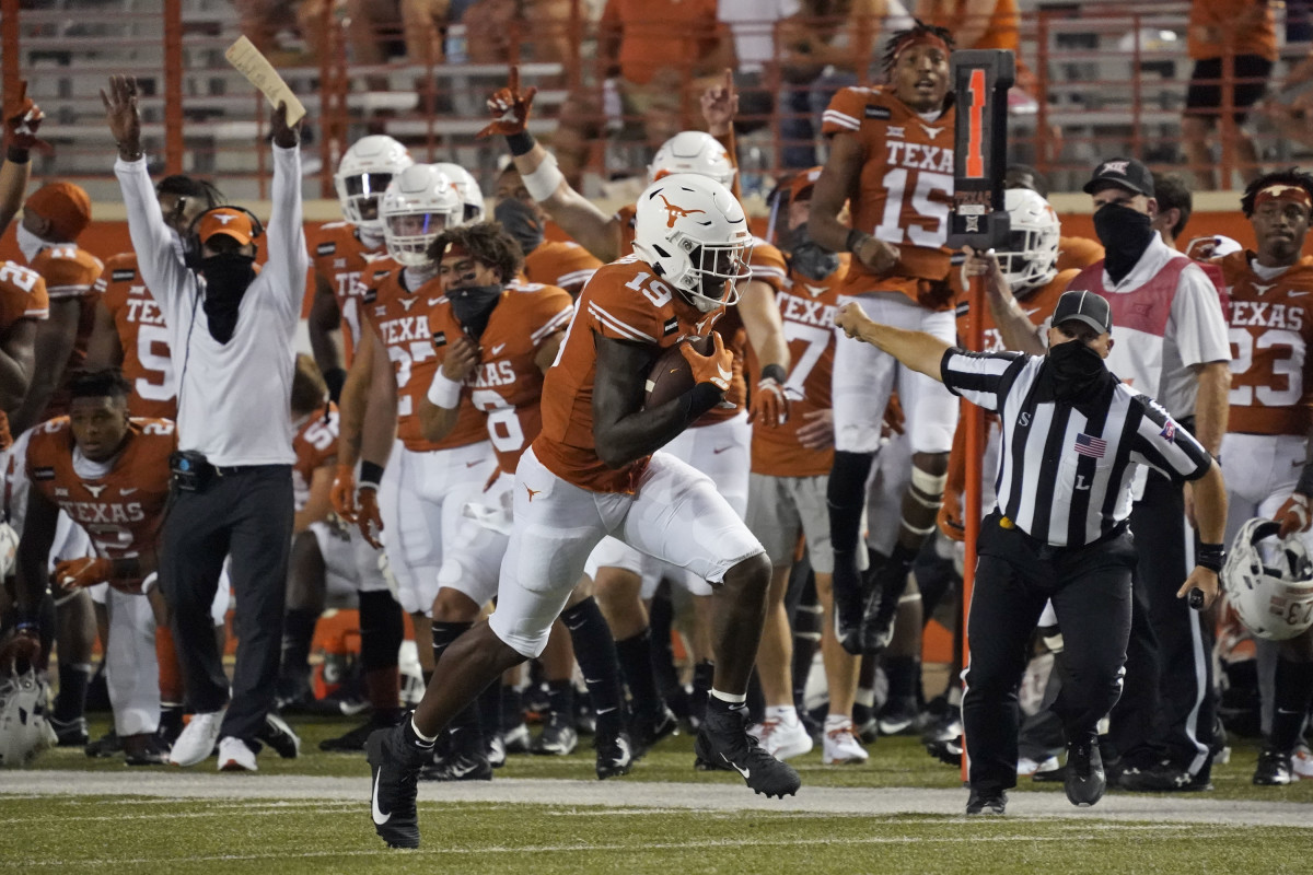 Longhorns Tight End Malcolm Epps Enters NCAA Transfer Portal - Sports ...