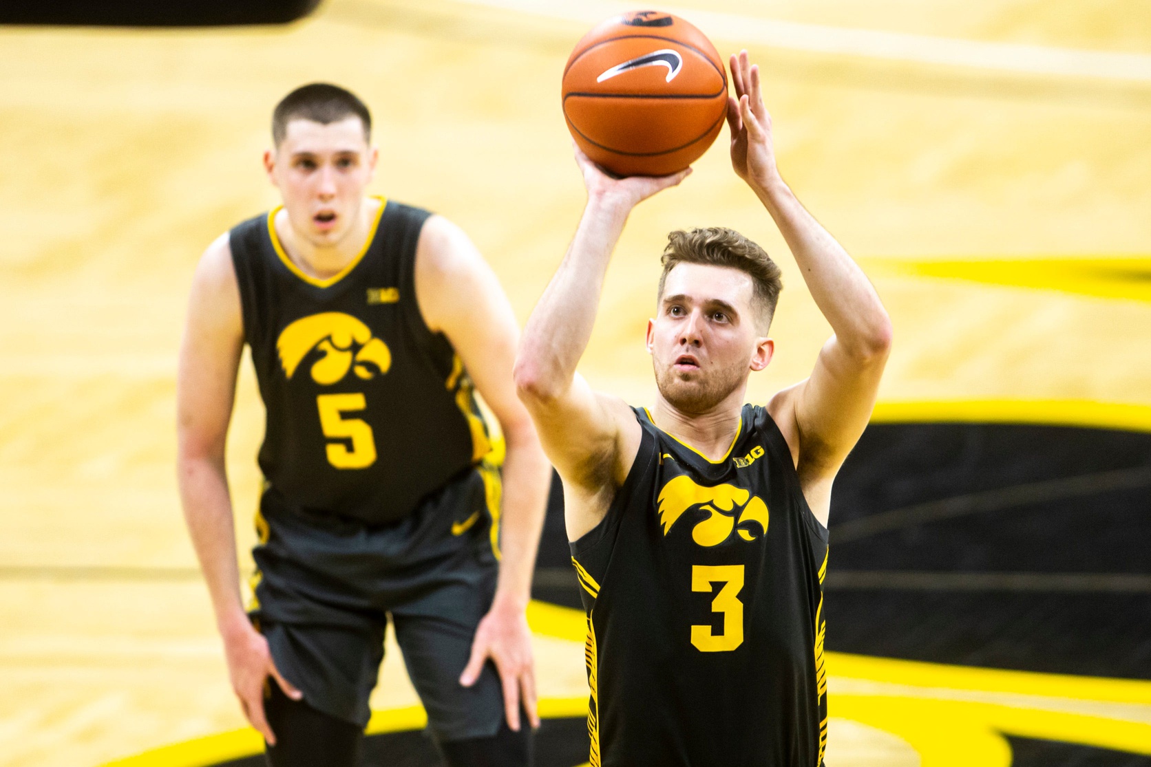 Big Ten Daily: Jordan Bohannon Returns to Iowa - Sports Illustrated ...