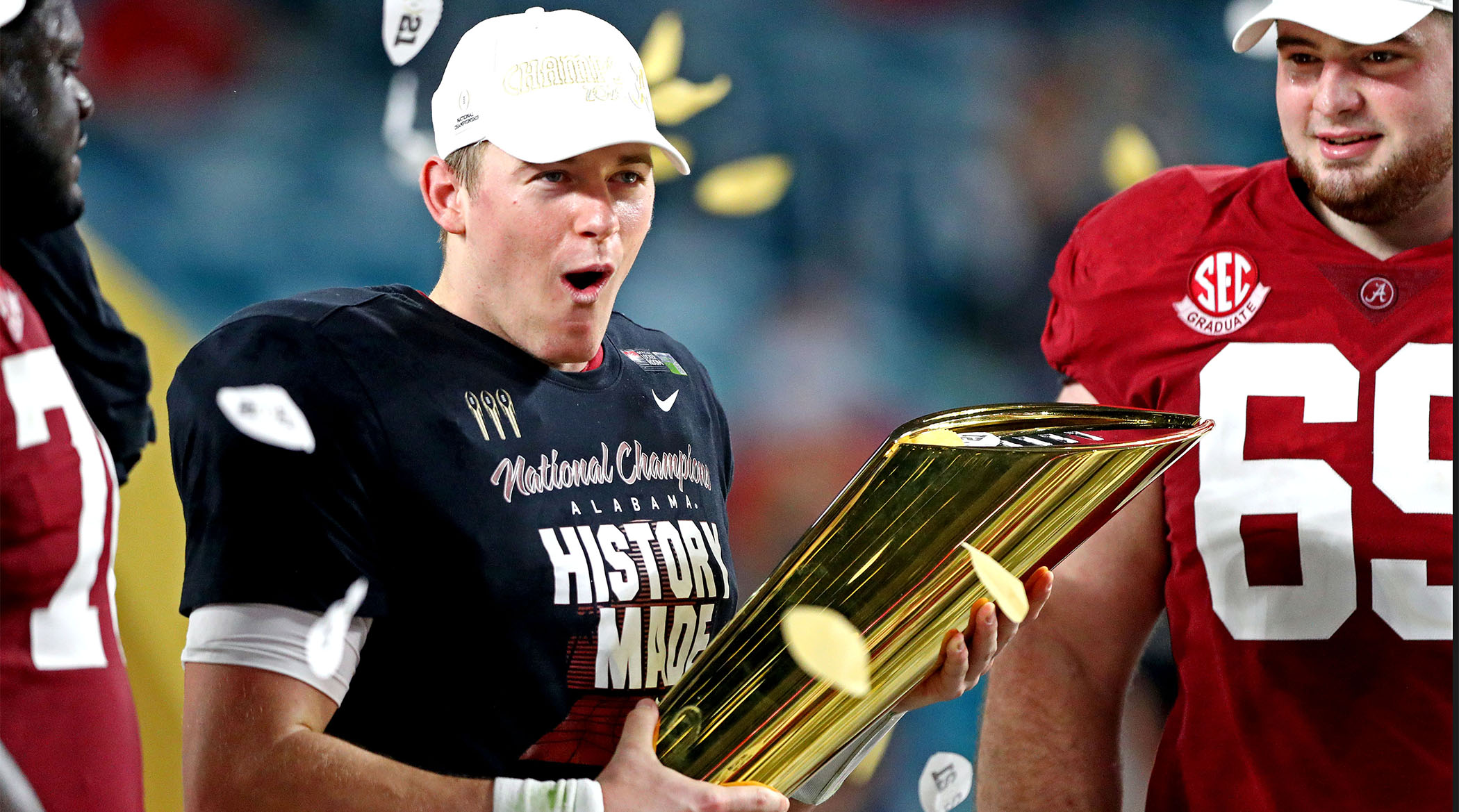 2021 NFL draft: Patriots select QB Mac Jones with No. 15 pick - Sports ...