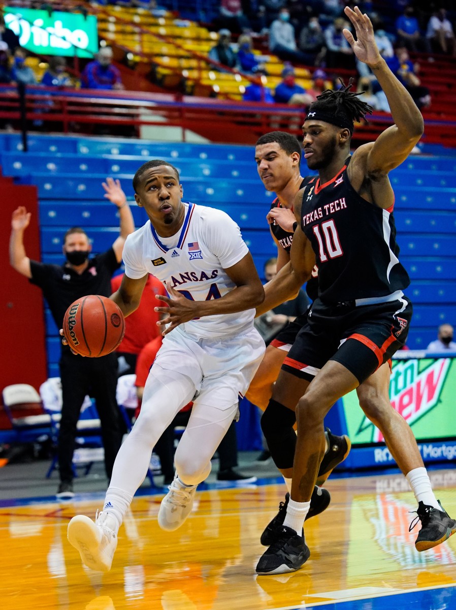 Oklahoma Misses out on Former 5-Star Shooting Guard Bryce Thompson ...