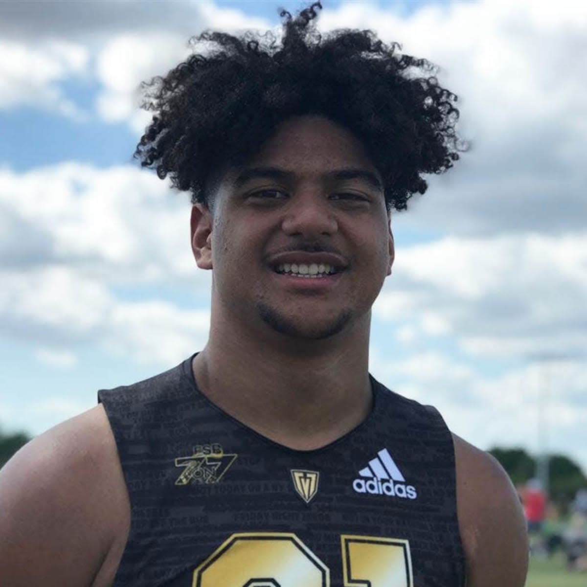 2021 DL J.T. Tuimoloau Sets Official Visit to Alabama - Sports ...