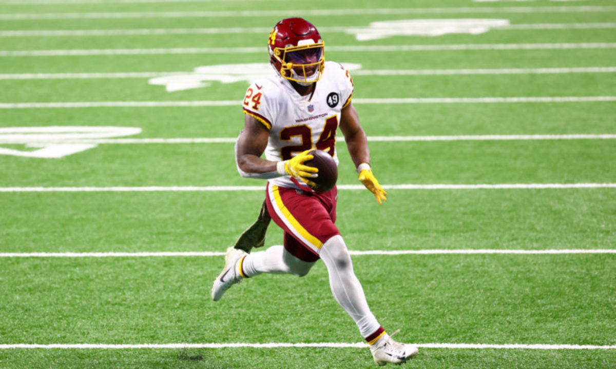 Can Washington Football Tap Into Growth of RB Antonio Gibson? - Sports ...
