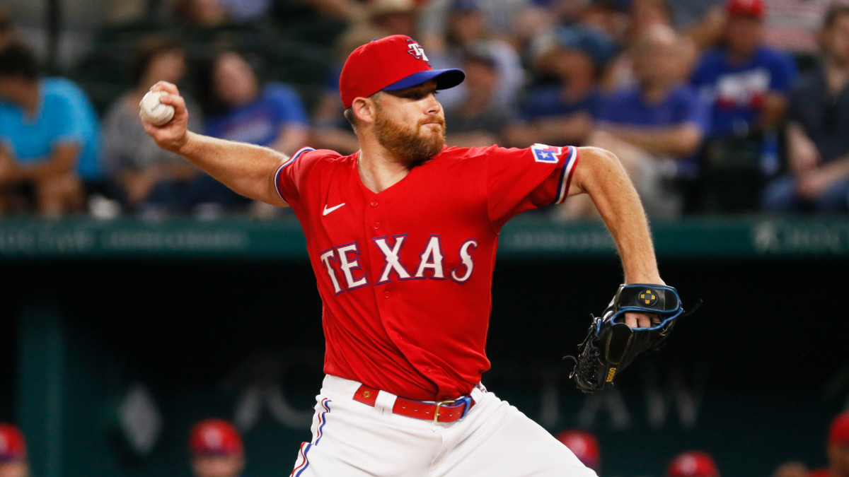 Former Texas Rangers Closer Ian Kennedy Coming Back - Sports ...