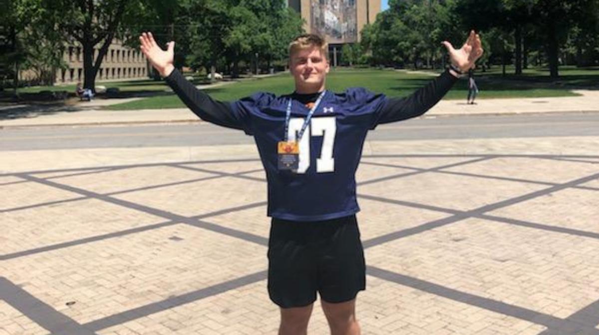 Notre Dame Offers In-State 2022 Offensive Lineman - Sports Illustrated ...