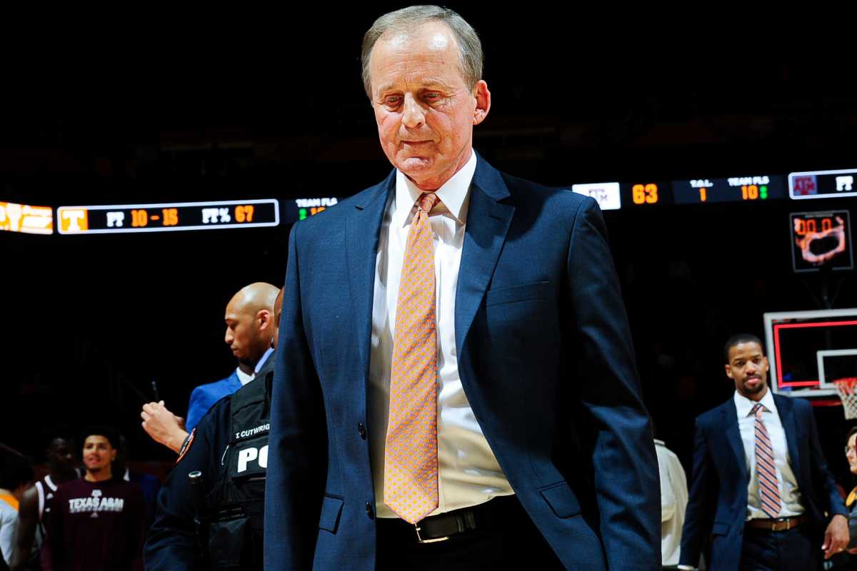 Texas Longhorns Basketball: Legendary Texas Longhorns Head Coach Rick ...