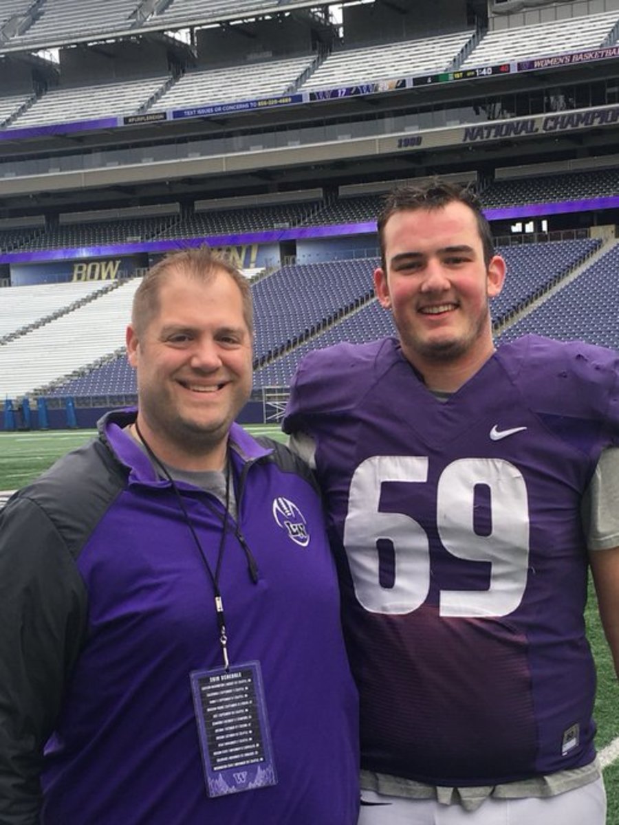 Husky Connections Are Sprinkled Throughout Texas Longhorns Football ...