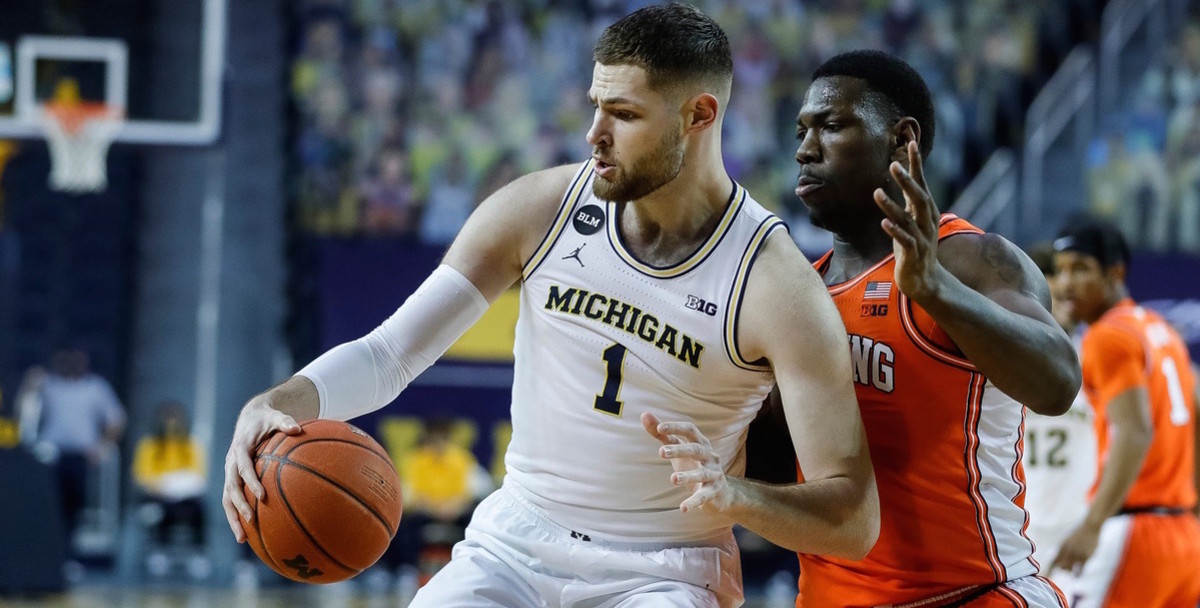 BIG TEN: Hunter Dickinson, Kofi Cockburn Pull Out of NBA Draft Process ...