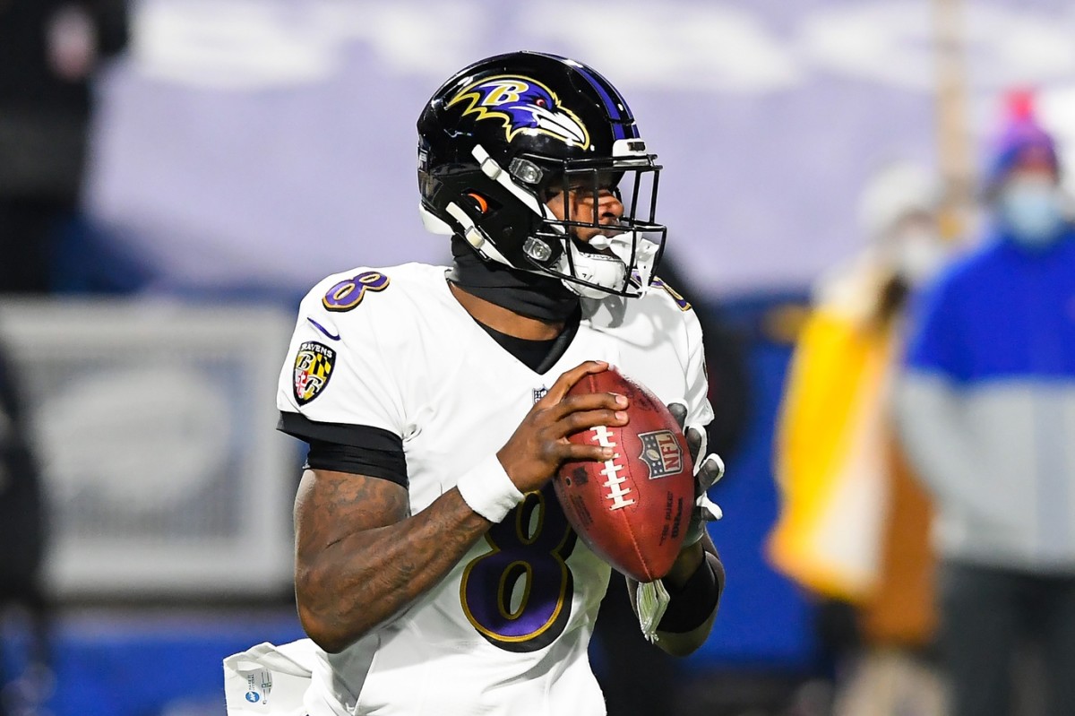 Las Vegas Raiders Opposing QB Baltimore Ravens Lamar Jackson - Sports ...