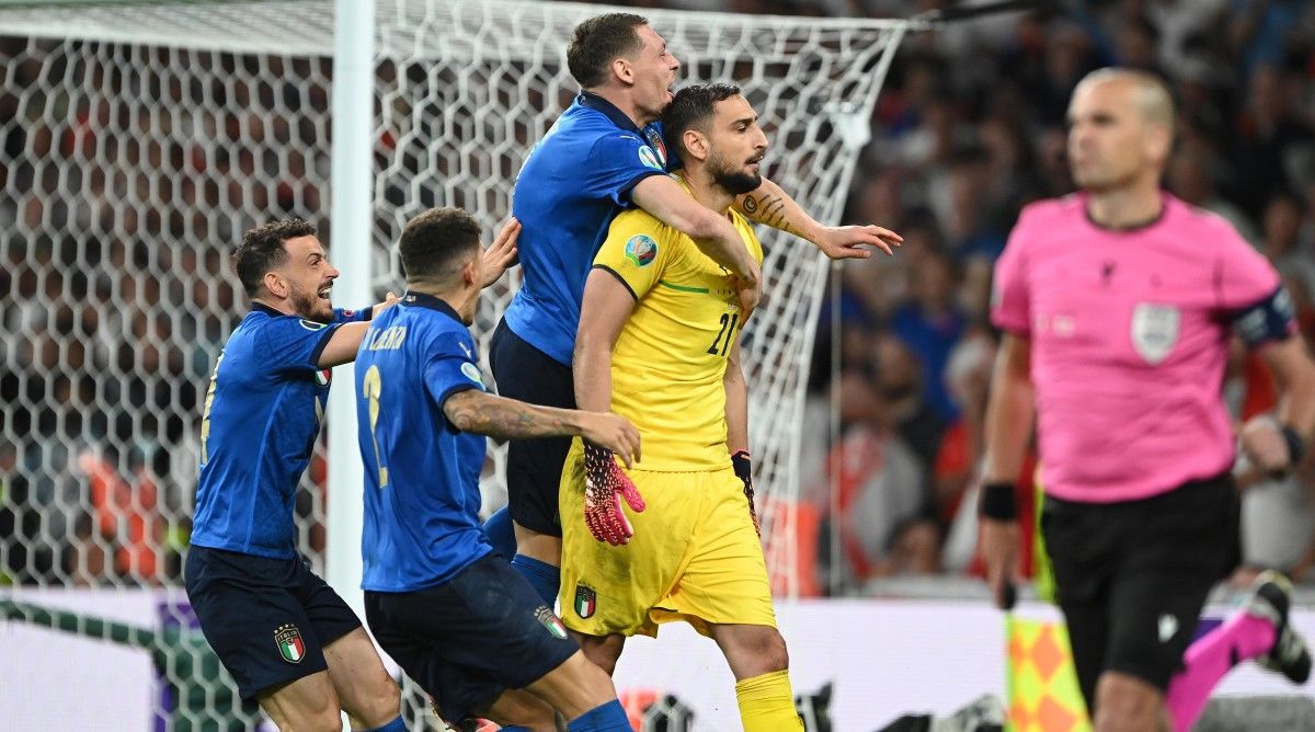Gianluigi Donnarumma: Italy GK didn't know his save won Euro final ...