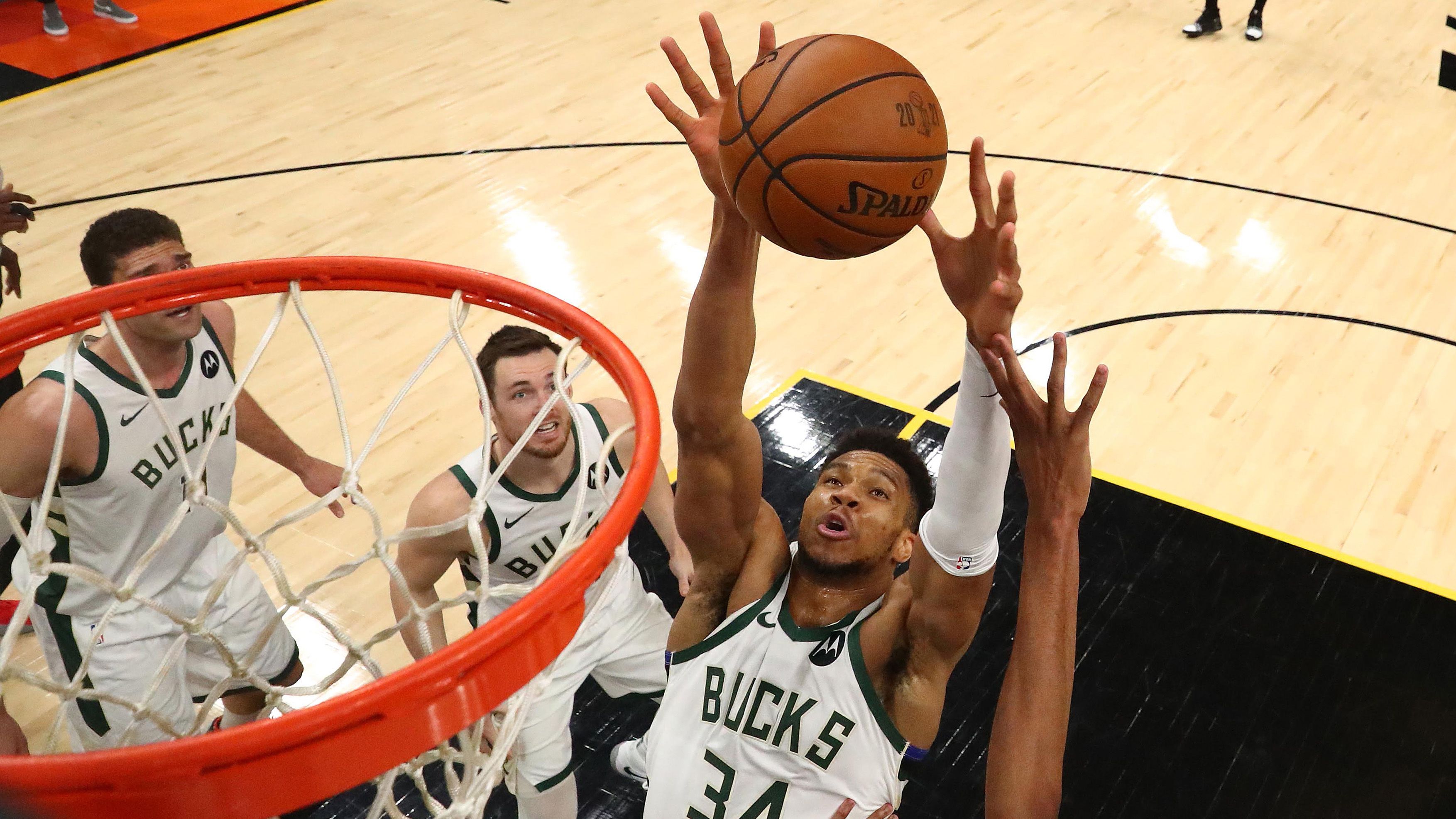Giannis game-winning alley-oop dunk puts Bucks over Suns in Game 5 ...