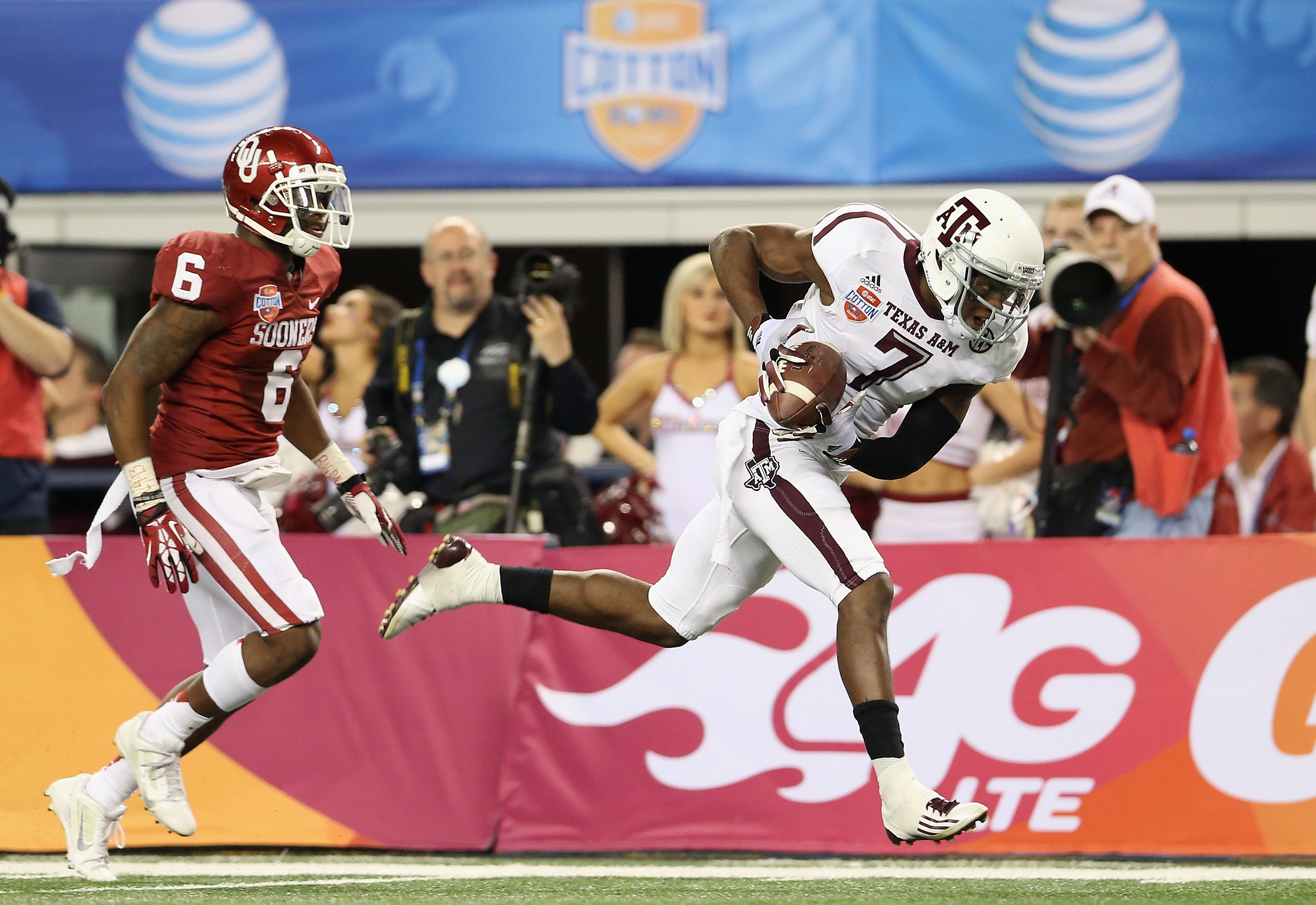 Texas Longhorns & Oklahoma Sooners Move To Join Aggies In SEC 'Almost ...