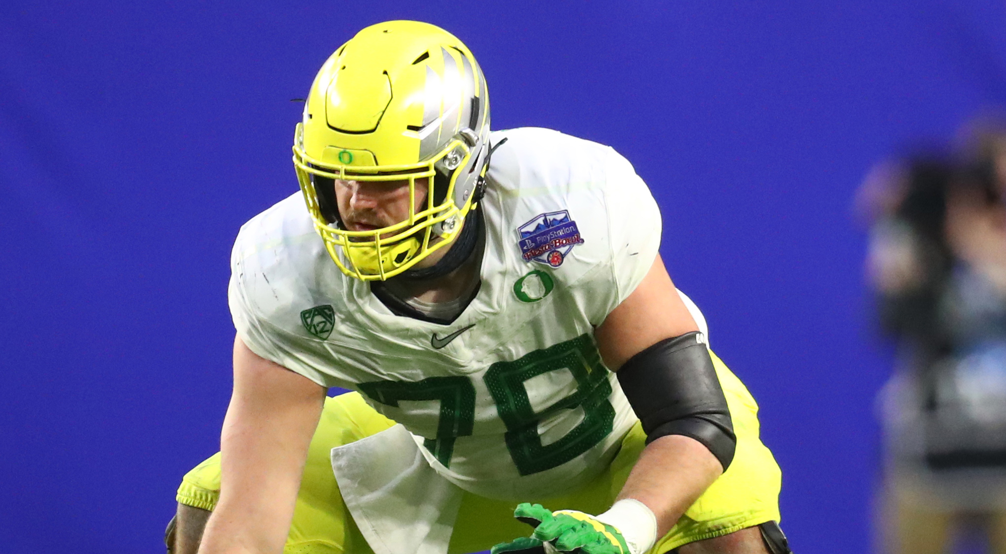 Oregon Football Center Alex Forsyth Selected to Rimington Trophy Watch ...