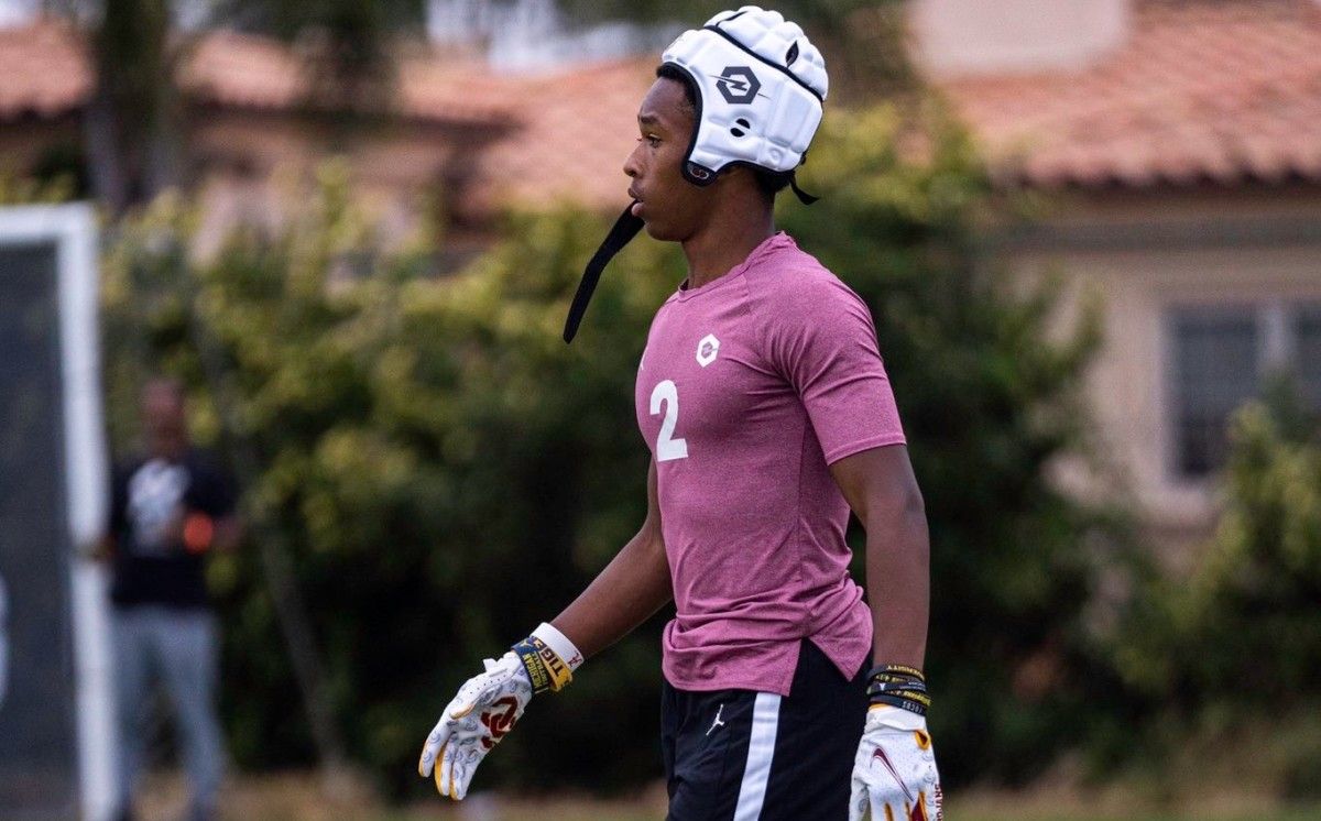 Huskies Offer SoCal Cornerback, Son of Former Michigan Player - Sports ...