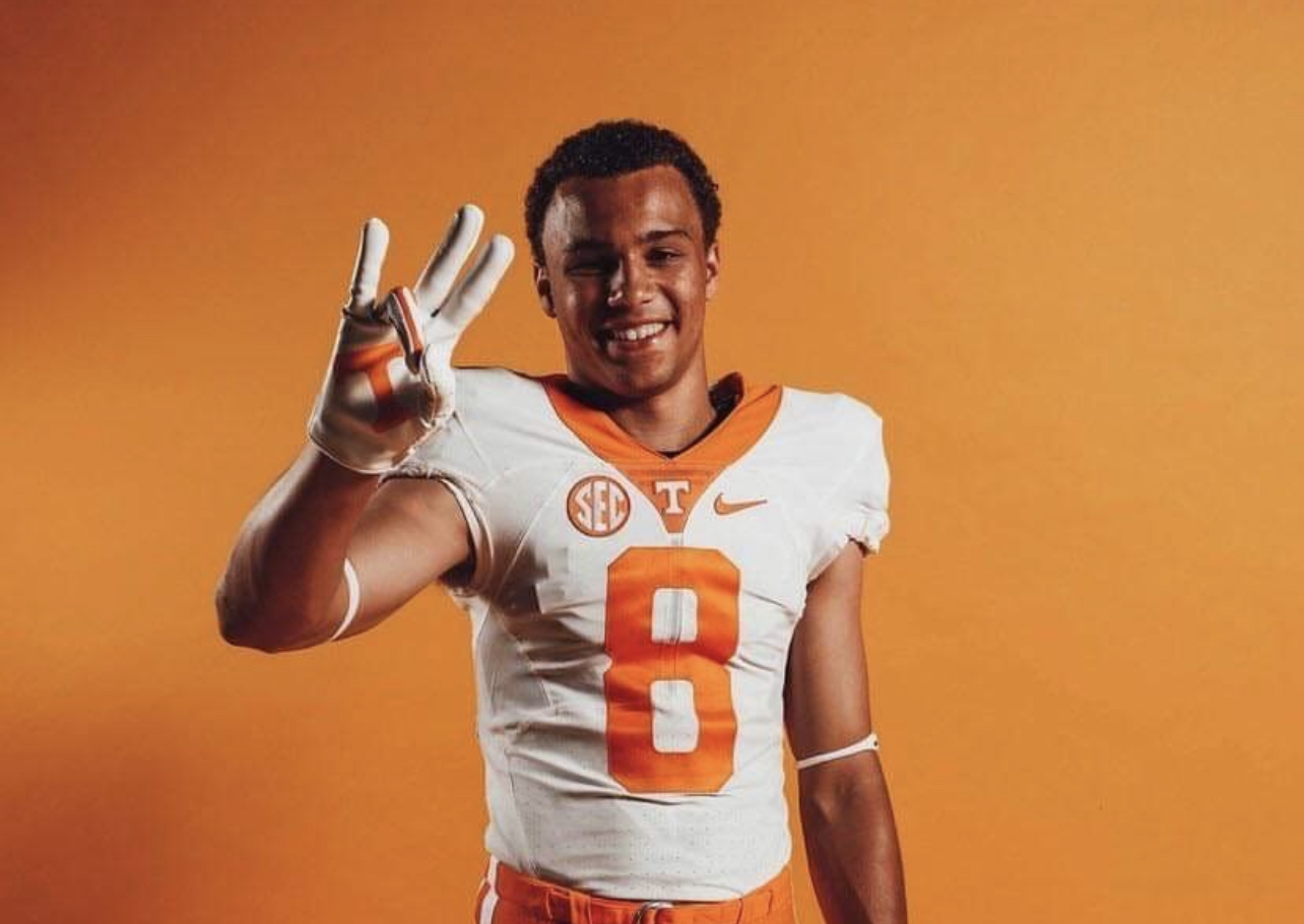 Signee Breakdown: LB Kalib Perry - Sports Illustrated Tennessee ...