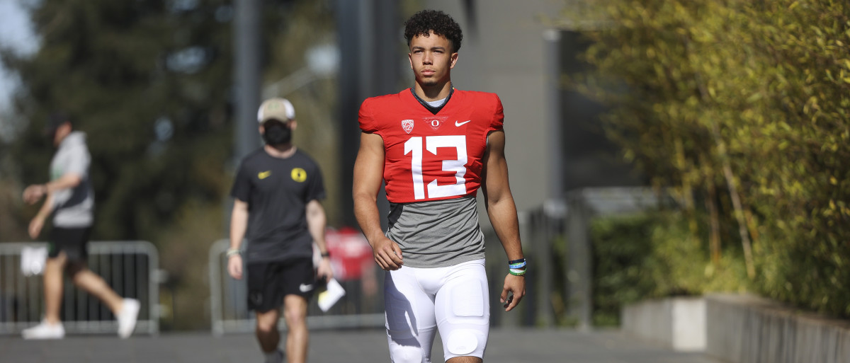 Oregon Football Quarterback Ty Thompson Breaks Down Transition to ...
