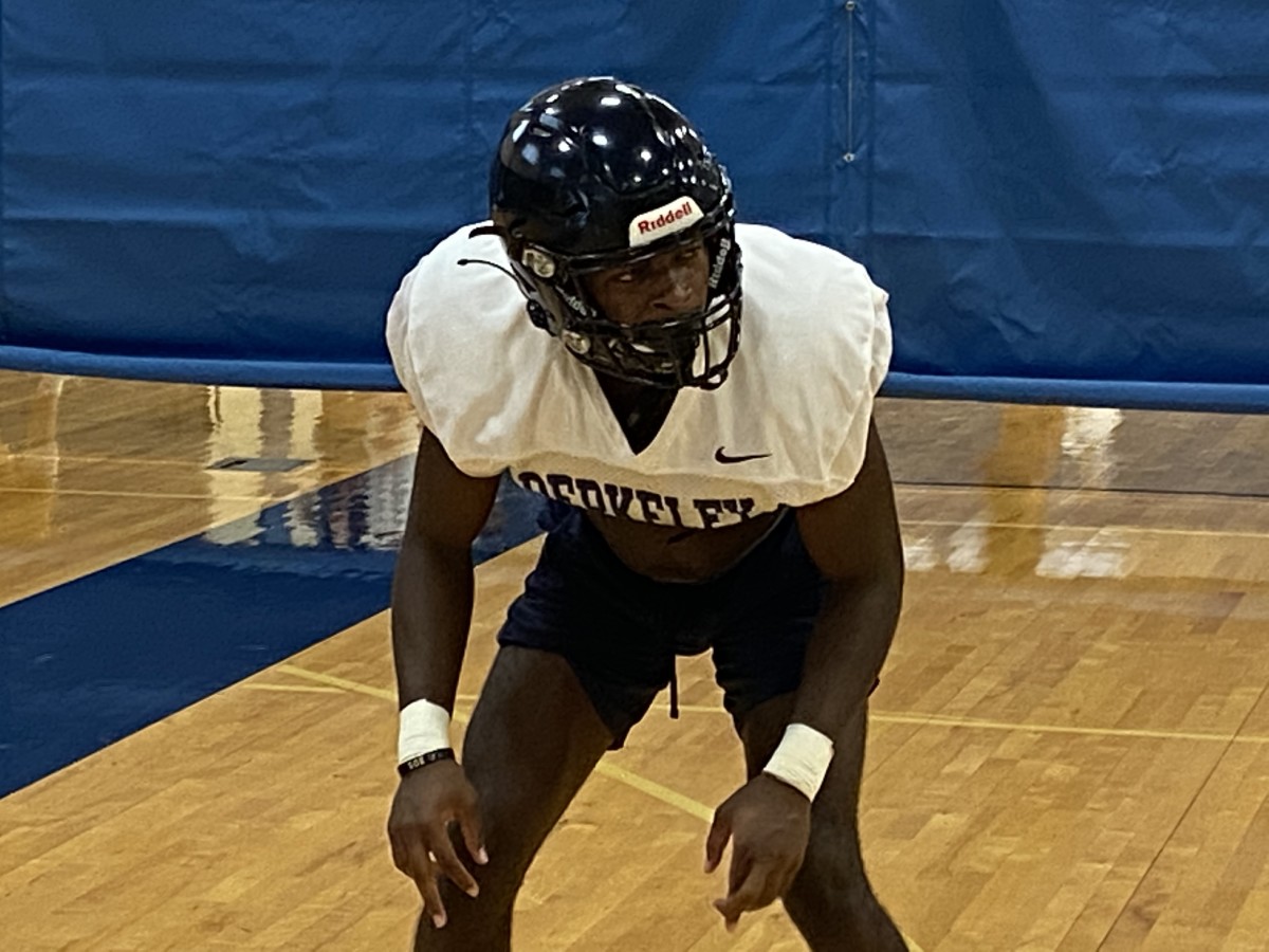 How Will the UCF Knights Utilize Linebacker TJ Bullard This Season ...