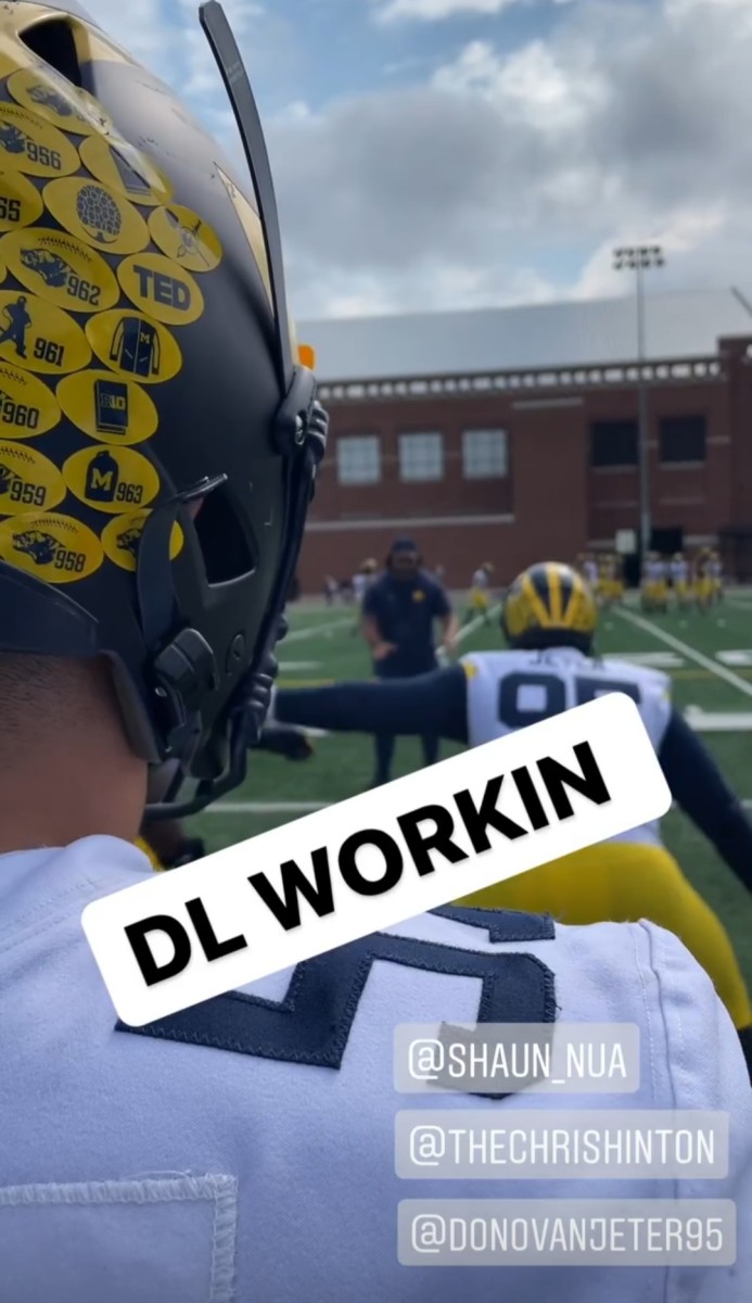 New Award Decals Appear On Michigan's Iconic Winged Helmet - Sports ...