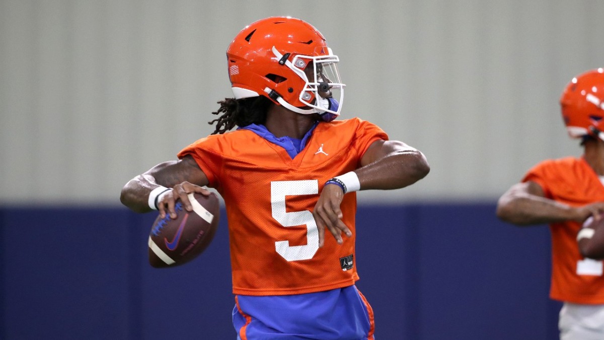 Video: Inside Day One of Florida Gators 2021 Fall Camp - Sports ...