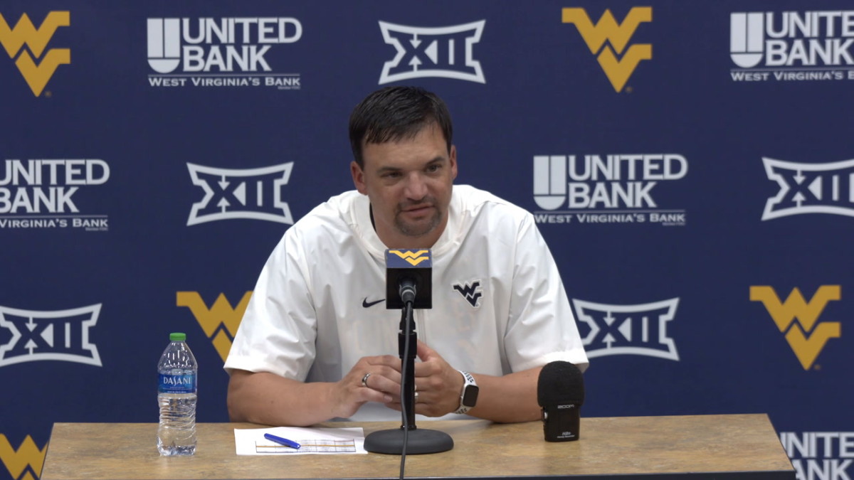 WATCH: Neal Brown Fall Camp Day 5 Post Practice - Sports Illustrated ...
