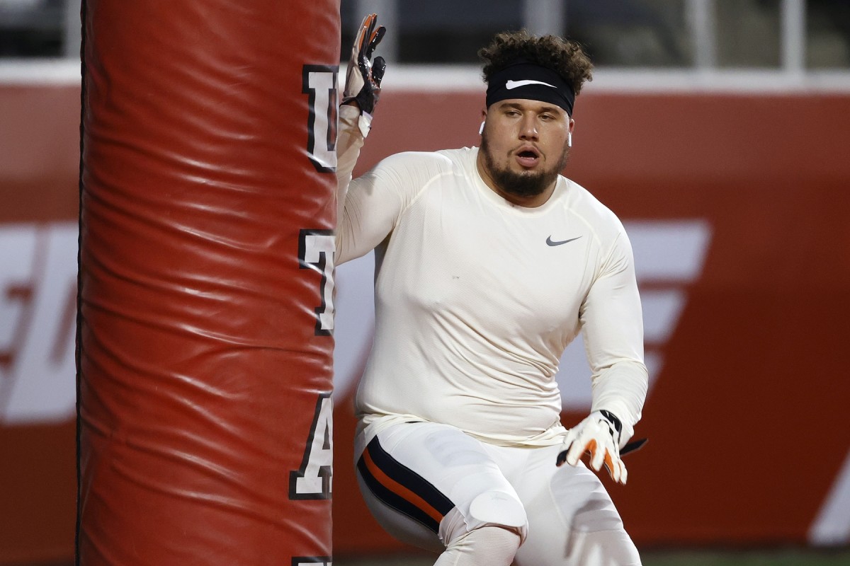 Oregon State DE Isaac Hodgins Has Foot Surgery, Expected to Miss ...